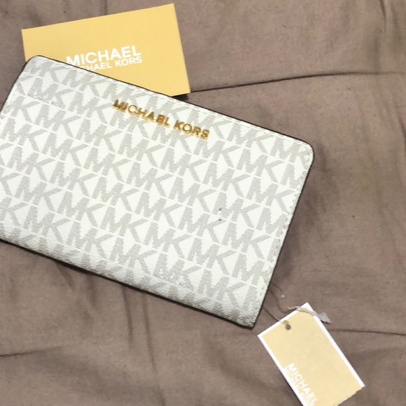 Michael Kors | Bags | Mk Purse Wallet Set | Poshmark